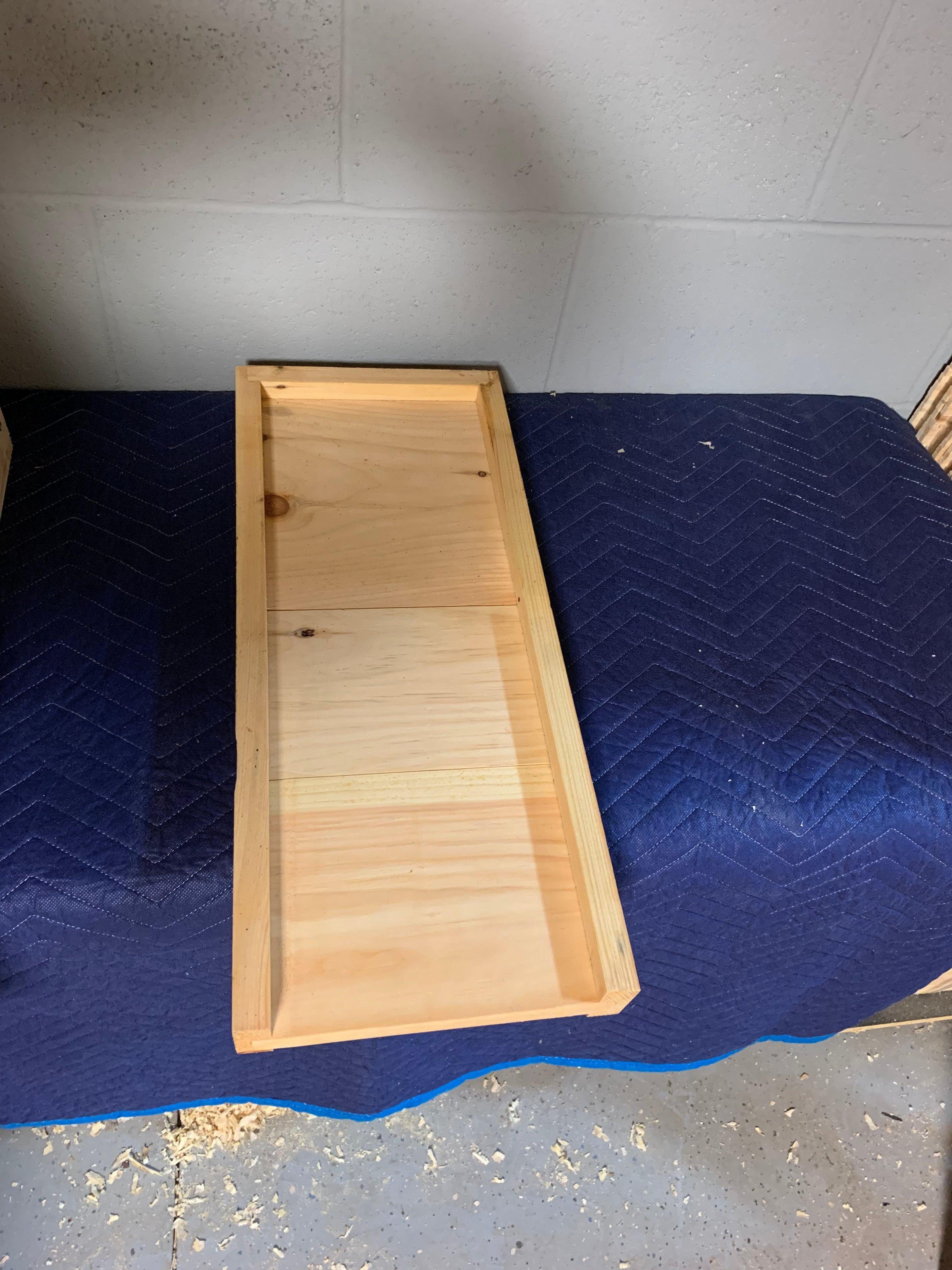 Solid Bottom Board – 4K Beez