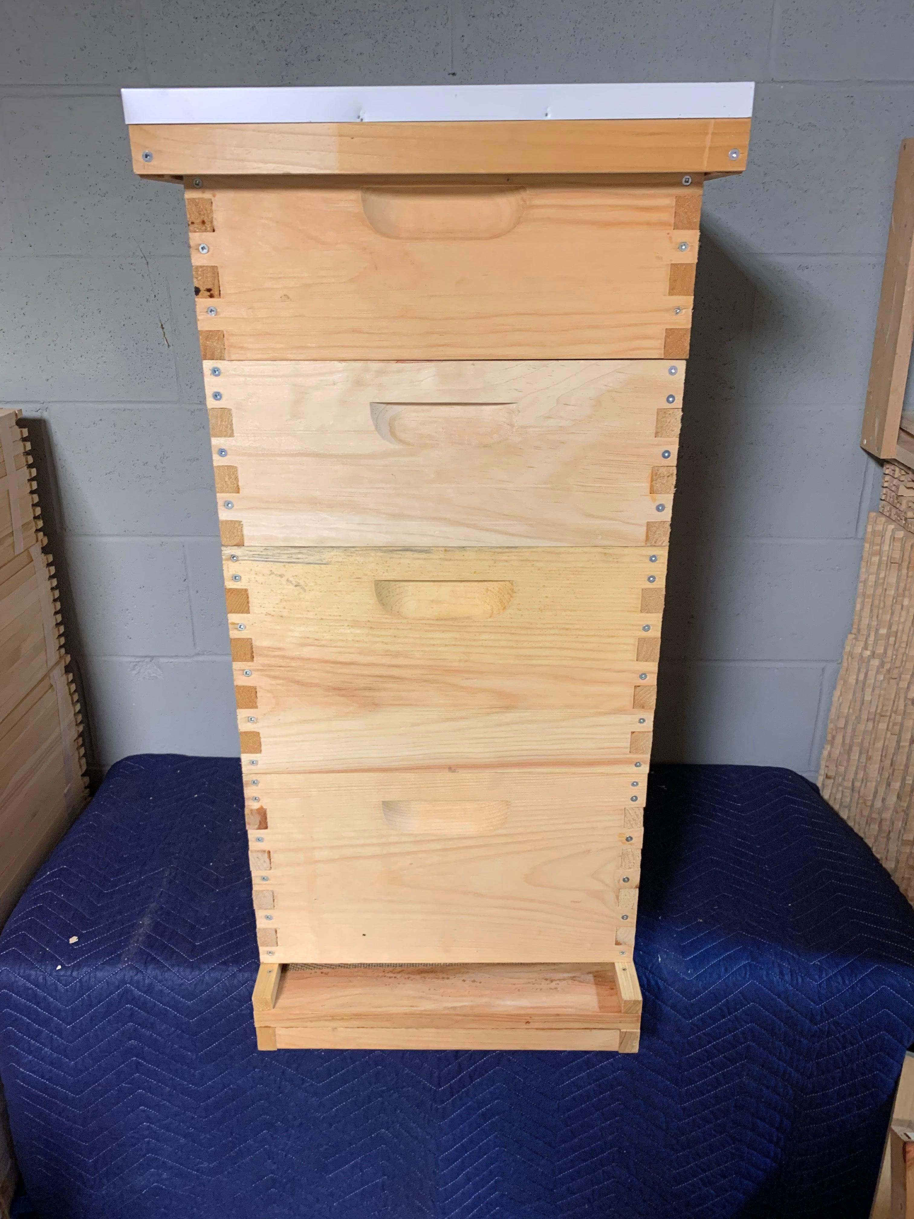 Complete Hive Kit Combo with Frames – 4K Beez